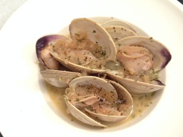 White Wine, Garlic, and Butter Steamed Clams Recipe | Cooking with Alison